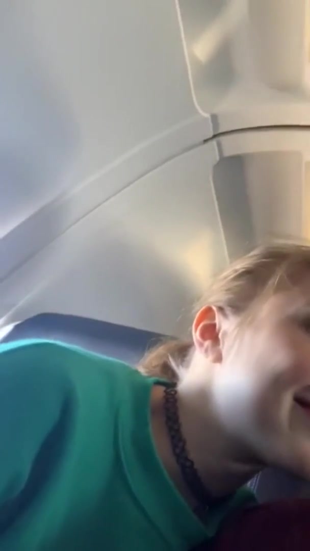 Flashing On The Plane